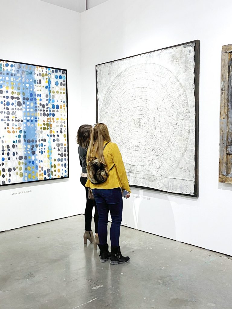 How to Talk About Your Art - Art Business News